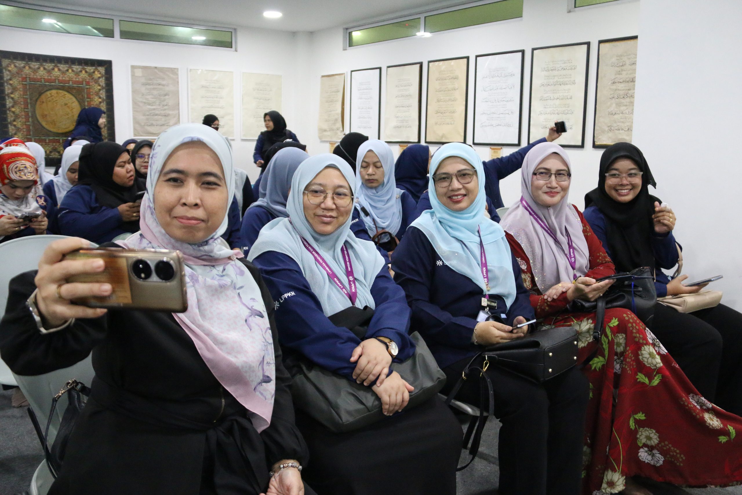 Lawatan Ke Kompleks Nasyrul Quran Putrajaya – Kelab LPPKN